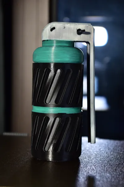 Grenade storage tank by CC - MakerWorld