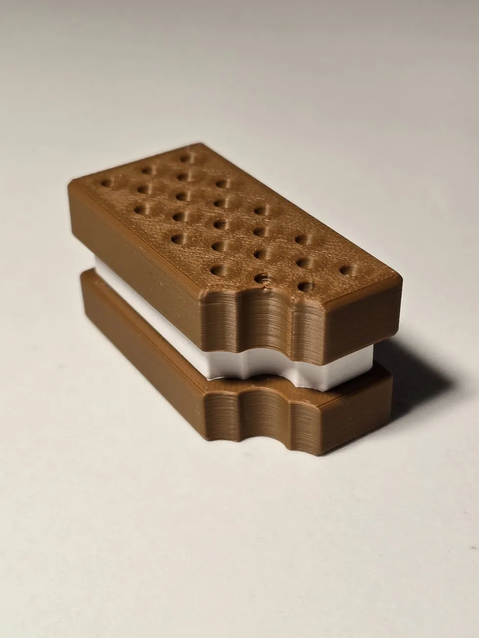Ice Cream Sandwich Clicker Keychain - Free 3D Print Model - MakerWorld