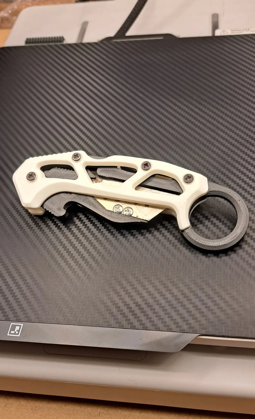 REDESIGN of OBERTECH NSP-02 KARAMBIT Remixed by Paul Artreides MakerWorld: Download Free 3D Models