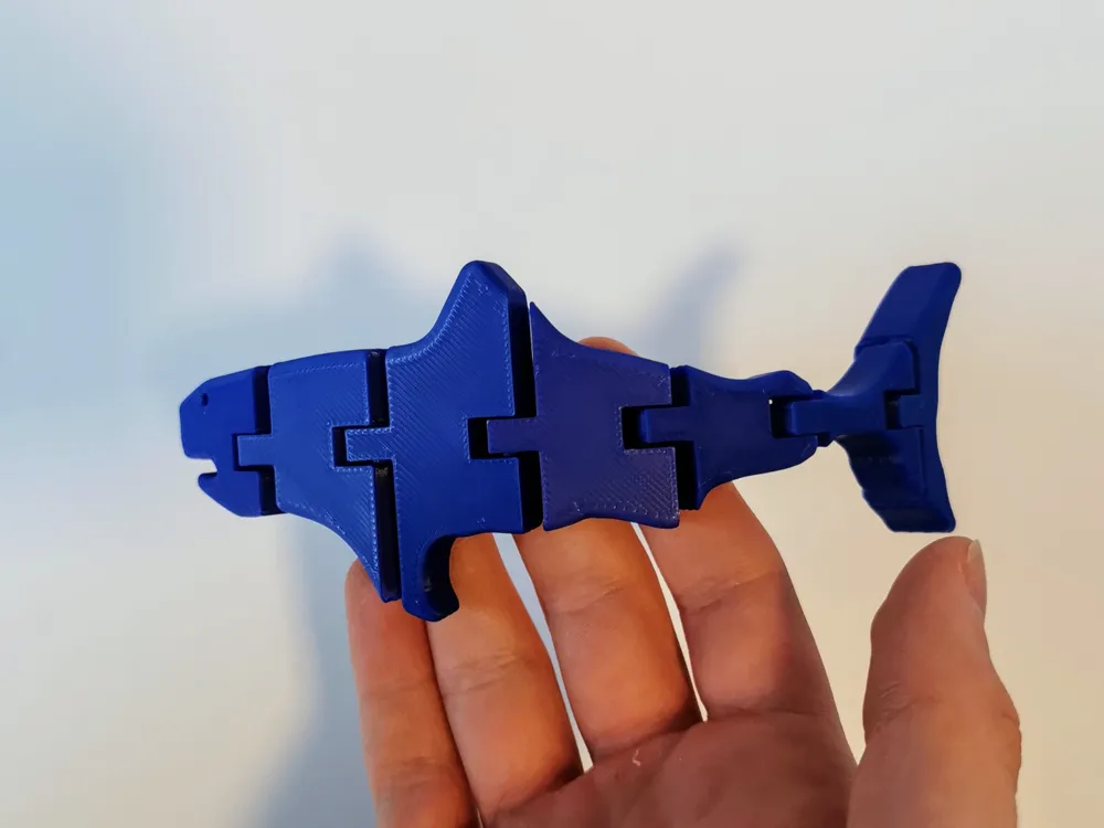 Articulated Shark - Free 3D Print Model - MakerWorld
