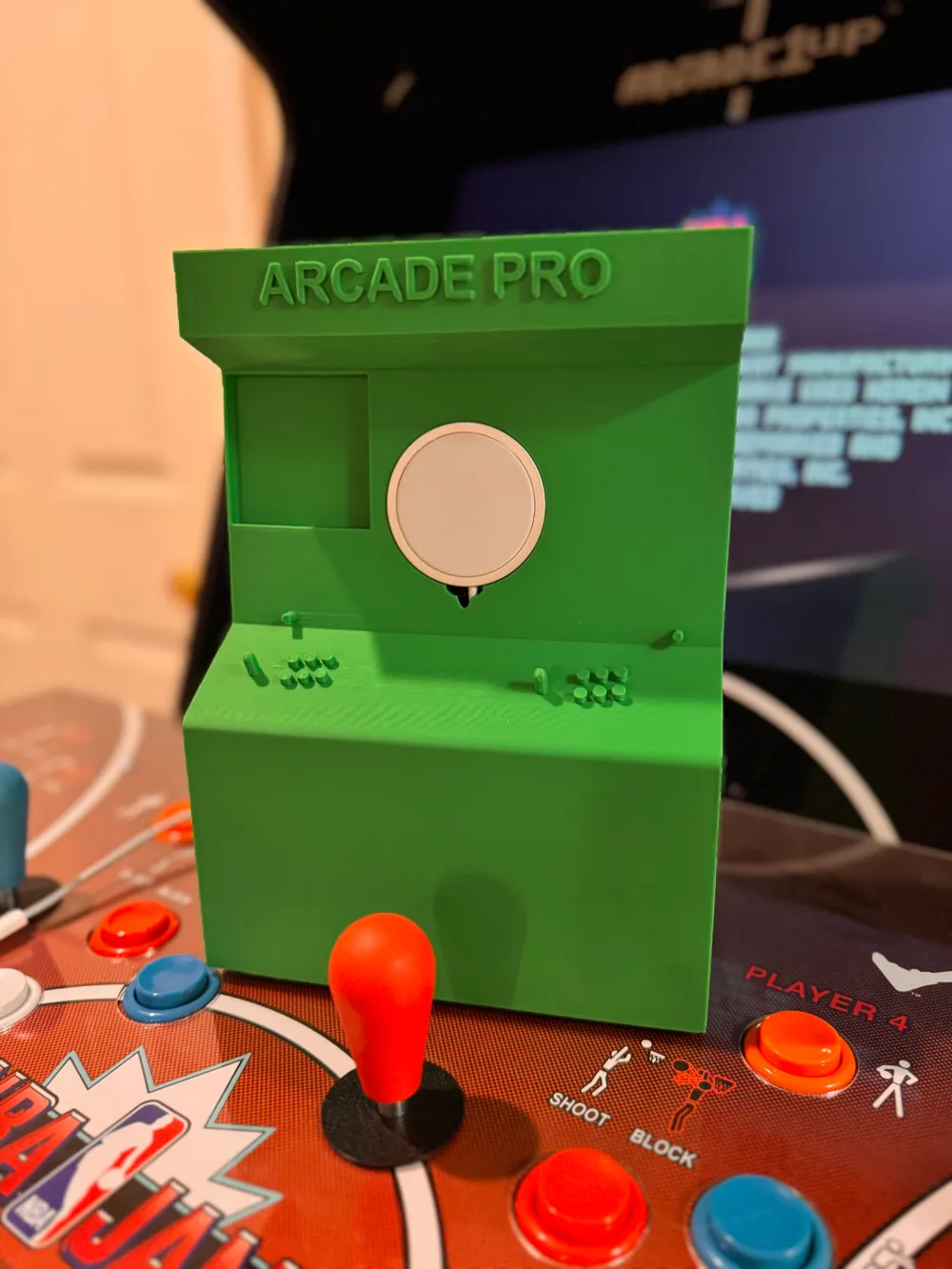 ARCADE PRO MAGSAFE PHONE STAND by m_danahy MakerWorld: Download Free 3D ...
