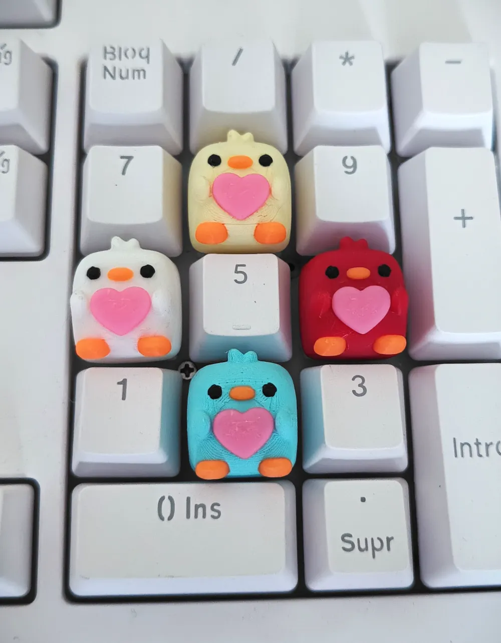 Chick love keycap - mechanical keyboard by Hiko 3D MakerWorld: Download ...