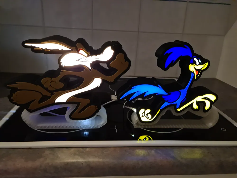 Wile E. Coyote by lryan7310 - MakerWorld