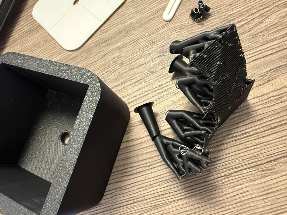 Modular Retro Cube Clock – Mix & Match Your Style! - Free 3D Print ...