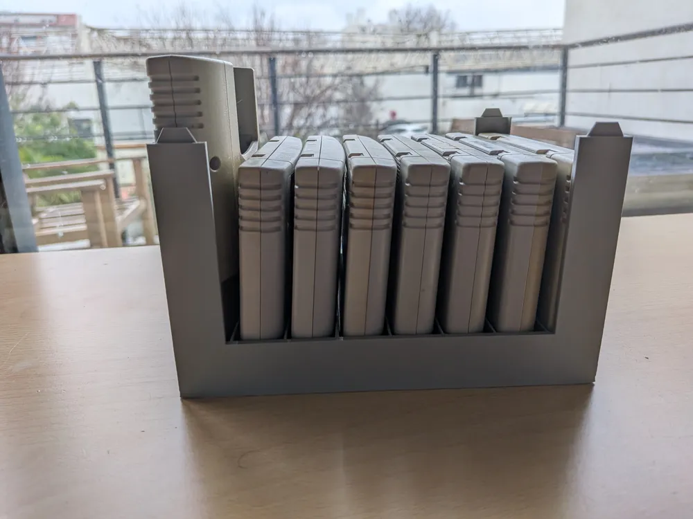 Super Nintendo/Super Famicom game holder stackable - Free 3D Print ...