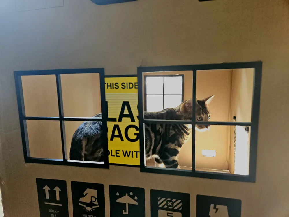 CatBox ― どんなダンボール箱も猫ハウスに by bovineblitz MakerWorld：無料3Dモデルをダウンロード