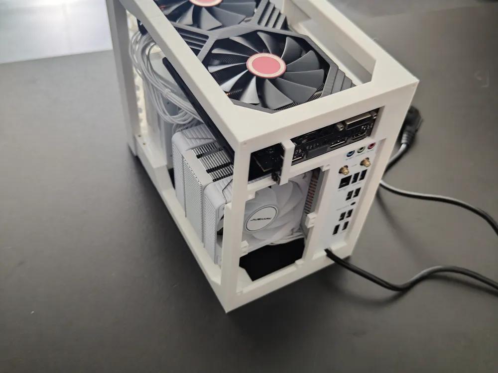 Mac-style Workstation ITX Case Vertical Inverted V1.0 - Free 3D Print ...