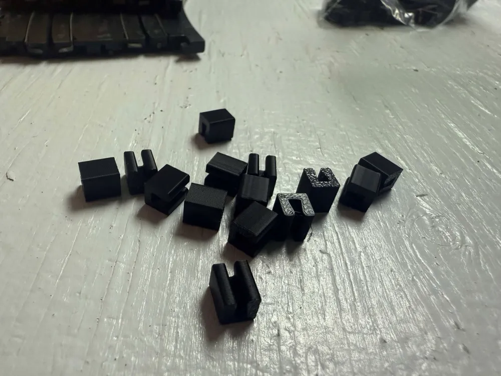 Aurora AFX Slot Car track Billboard clips by 3D_BRZ MakerWorld ...