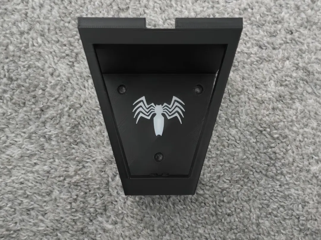 Venom Brick Mask Display - Free 3D Print Model - MakerWorld