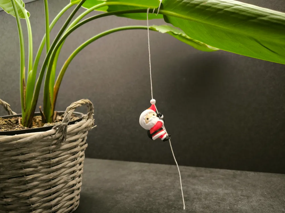 Climbing Santa - Free 3D Print Model - MakerWorld