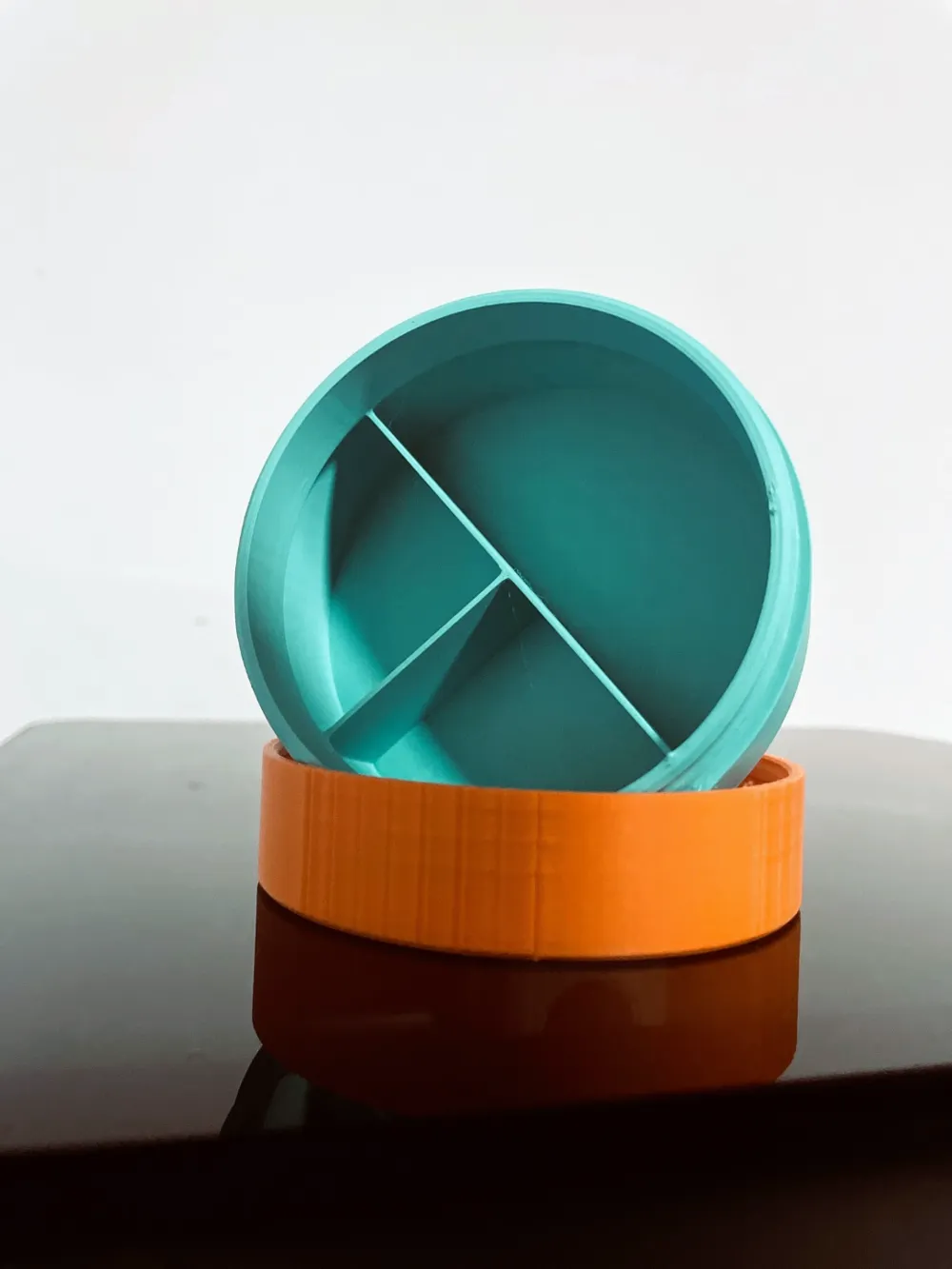 Screw-Top Container by RoBeRt16 - MakerWorld