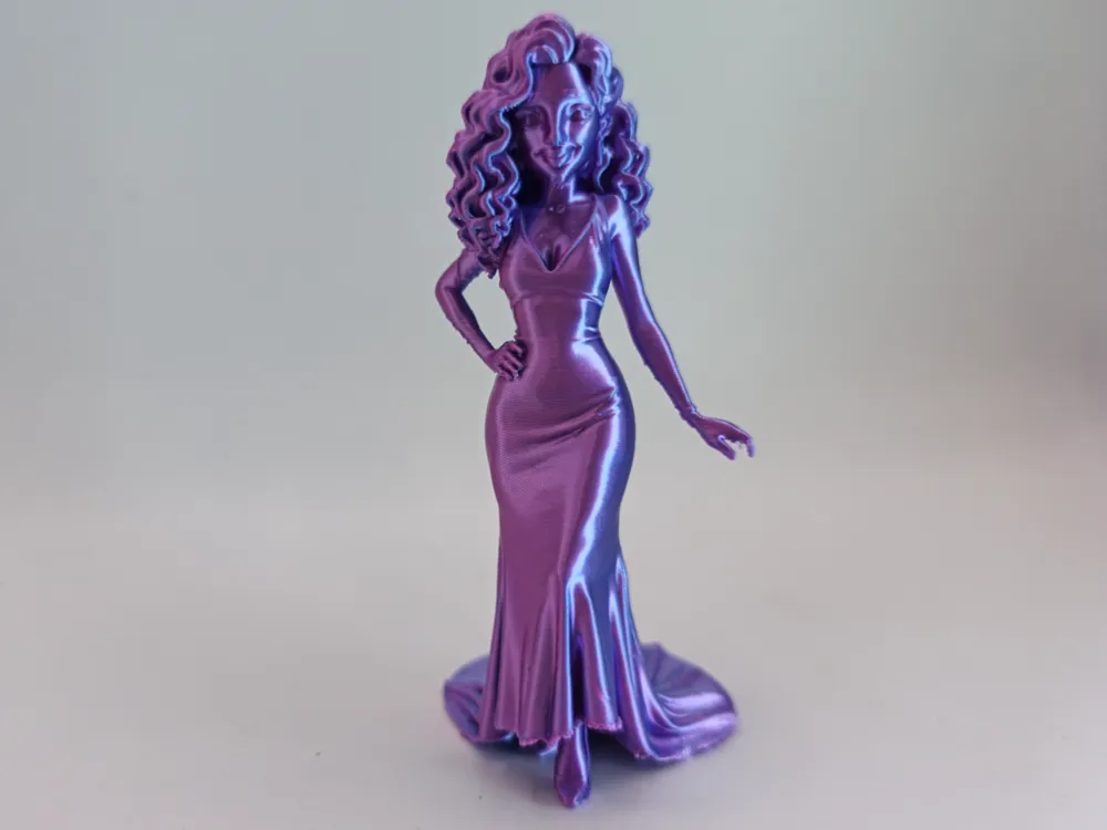 Elegant lady figure - Free 3D Print Model - MakerWorld