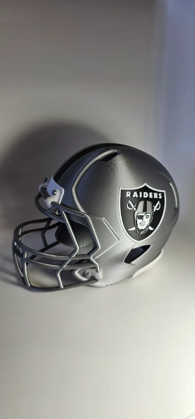 Las Vegas Raiders Football Helmet by animuL67 MakerWorld: Download Free ...