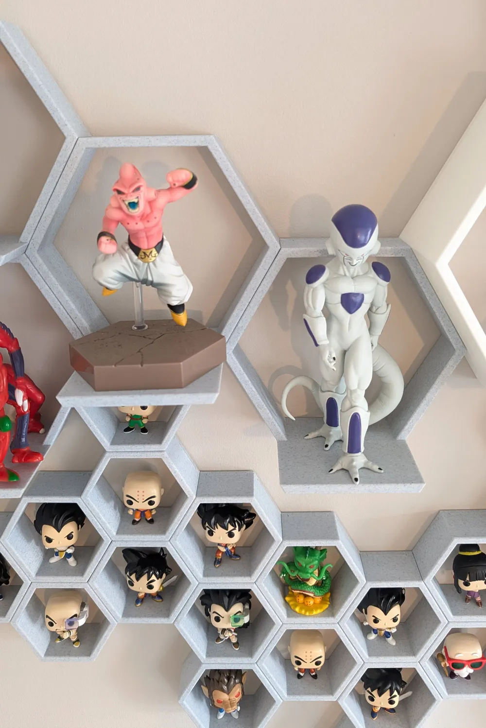 Medium Aero Hexo Shelf by Daniele MakerWorld: Download Free 3D Models