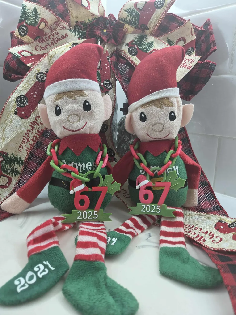 67 Hype chain for Elf on the Shelf - Free 3D Print Model - MakerWorld