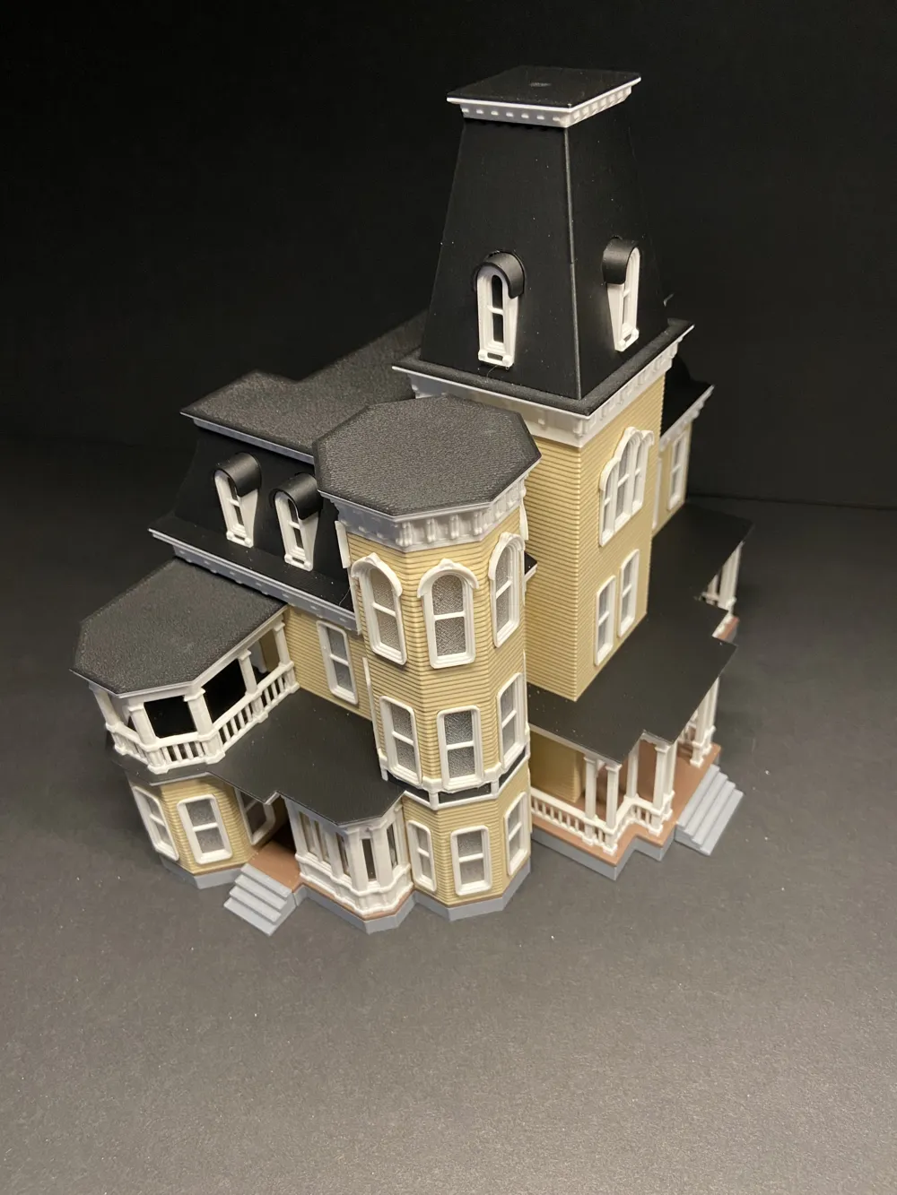 Victorian House #1, HO Scale - Free 3D Print Model - MakerWorld