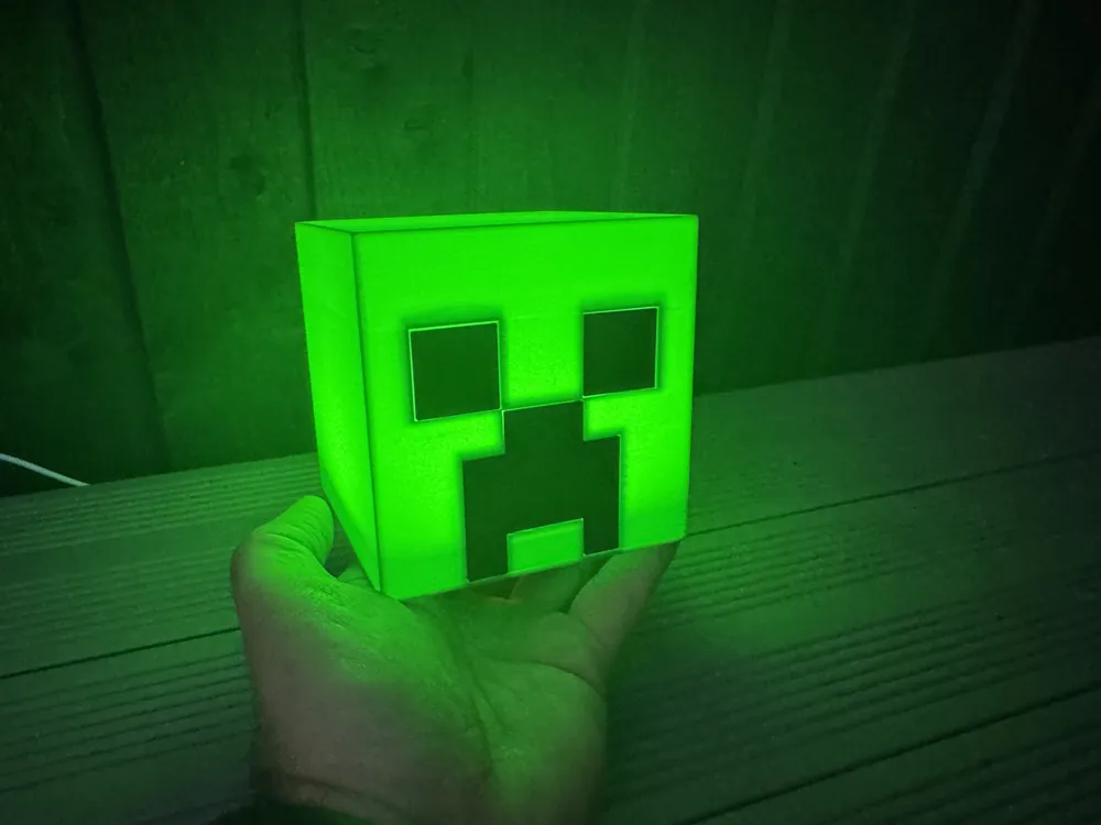 Minecraft Creeper Lamp LED Kit 001 by Paulies Prints MakerWorld ...