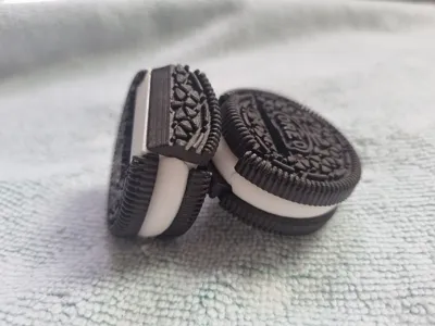 Oreo Fidget - Print in Place Stress Toy - Free 3D Print Model - MakerWorld