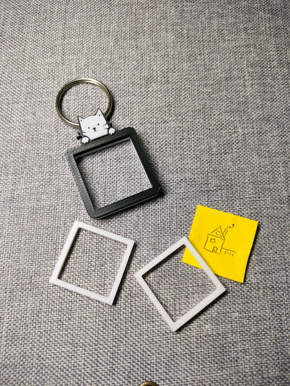 Keychain frame with cat for small drawing or foto - Free 3D Print Model ...