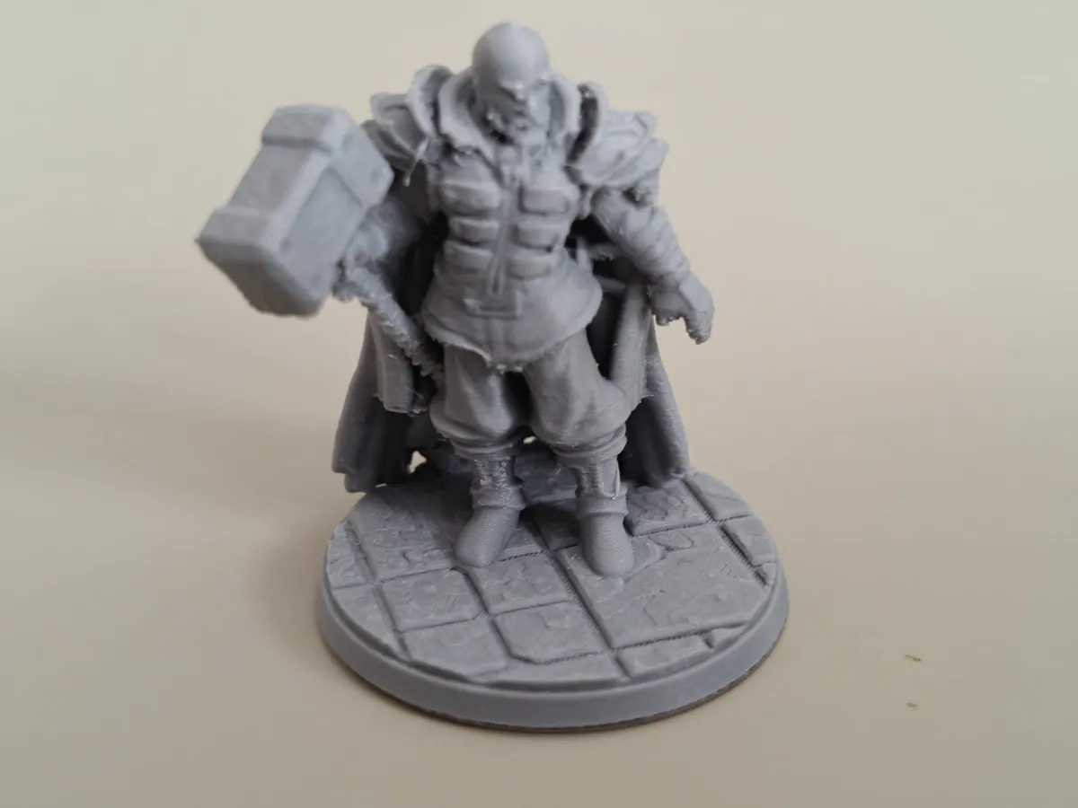 DnD PC dwarf fighter paladin barbarian mini 25mm - Free 3D Print Model ...