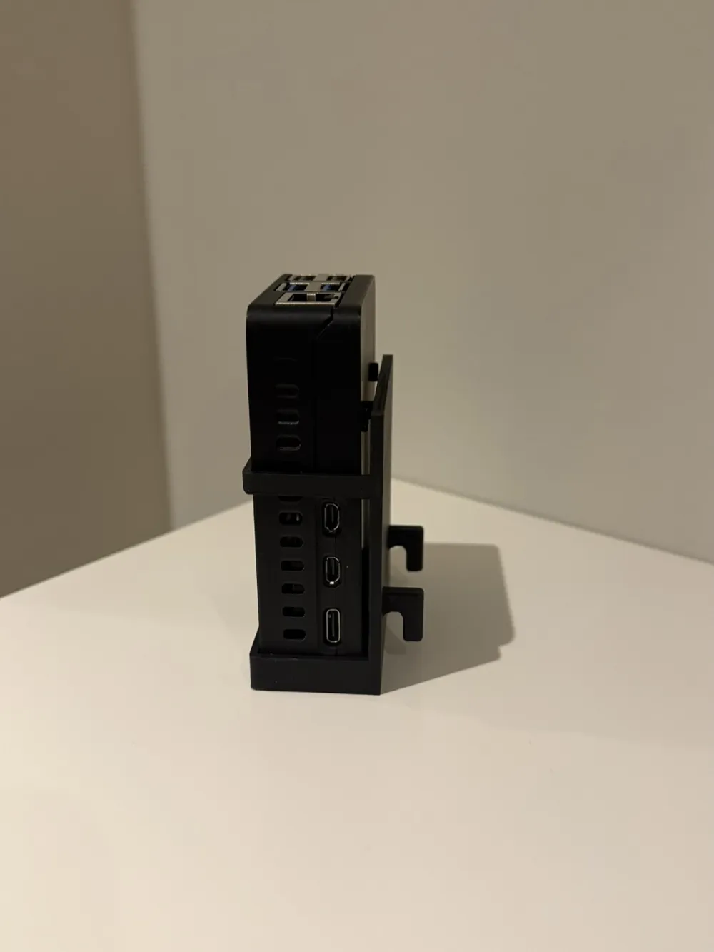 Skadis Pi Holder by Sacky MakerWorld: Download Free 3D Models