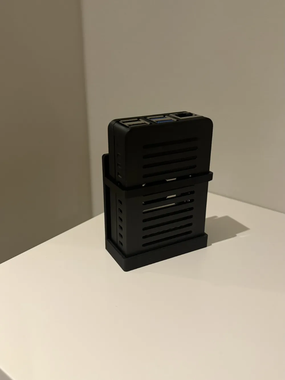 Skadis Pi Holder by Sacky MakerWorld: Download Free 3D Models