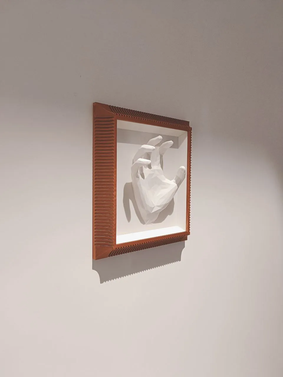 Low Poly Hand Art Piece by rky.91 - MakerWorld