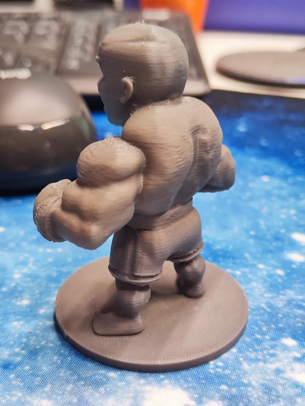 Mini Iron Mike Tyson (meme) by Creatività in 3D MakerWorld: Download ...
