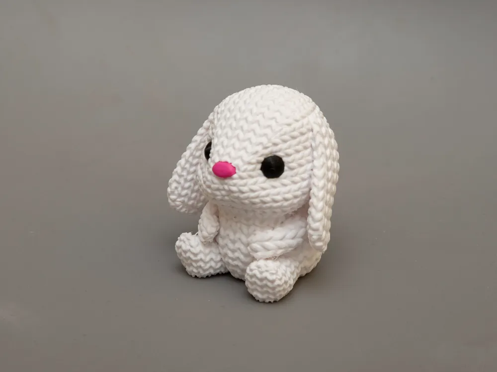 Pequeña monada: conejito tejido a crochet por Sam HellMyth - MakerWorld
