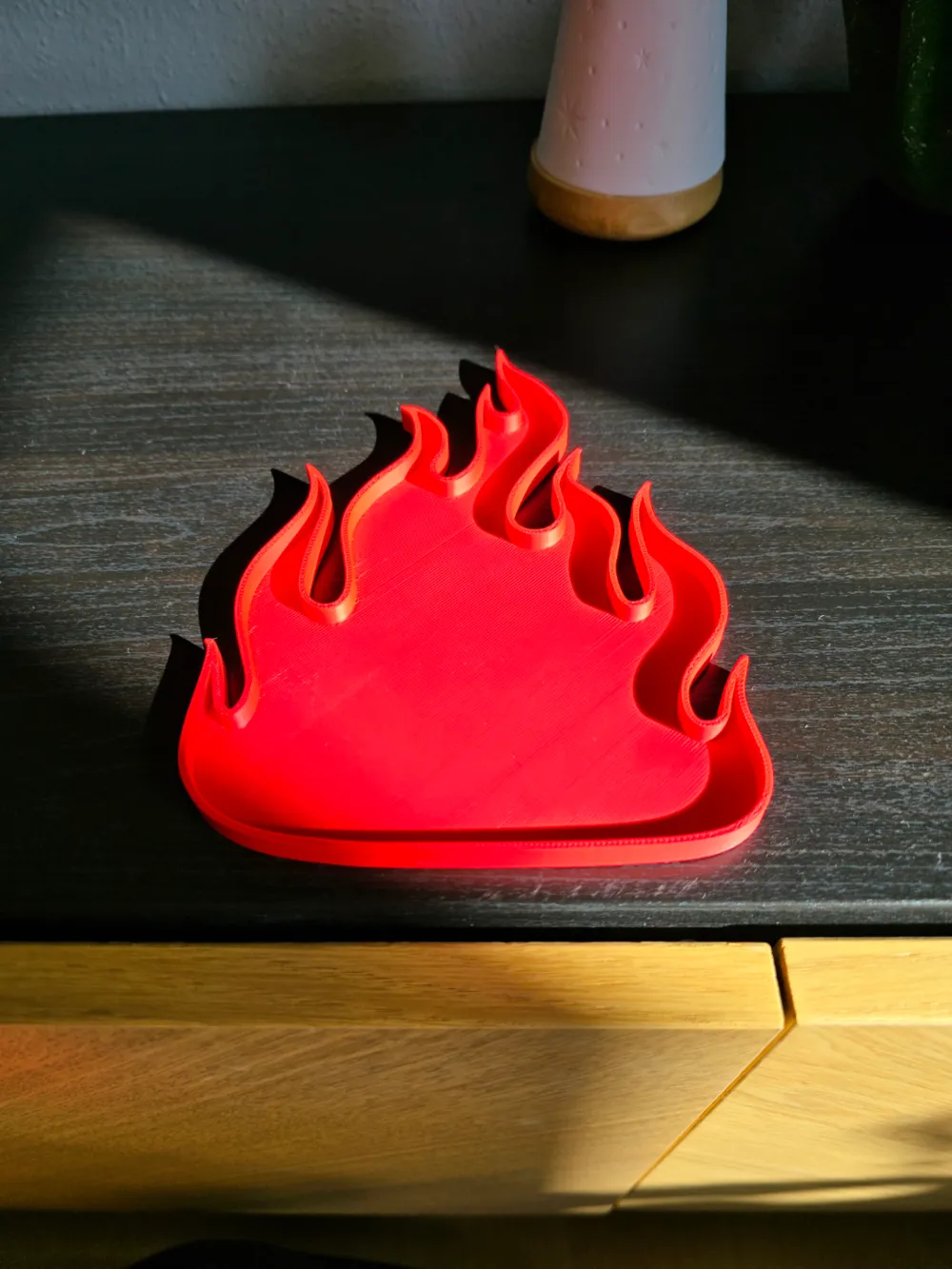 Flame-Shaped Catchall Tray by Maker_julzi - MakerWorld
