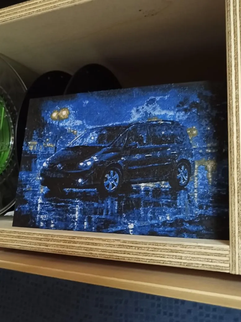 HueForge Auto Bild (Espace IV) – Kostenloses 3D-Druckmodell – MakerWorld