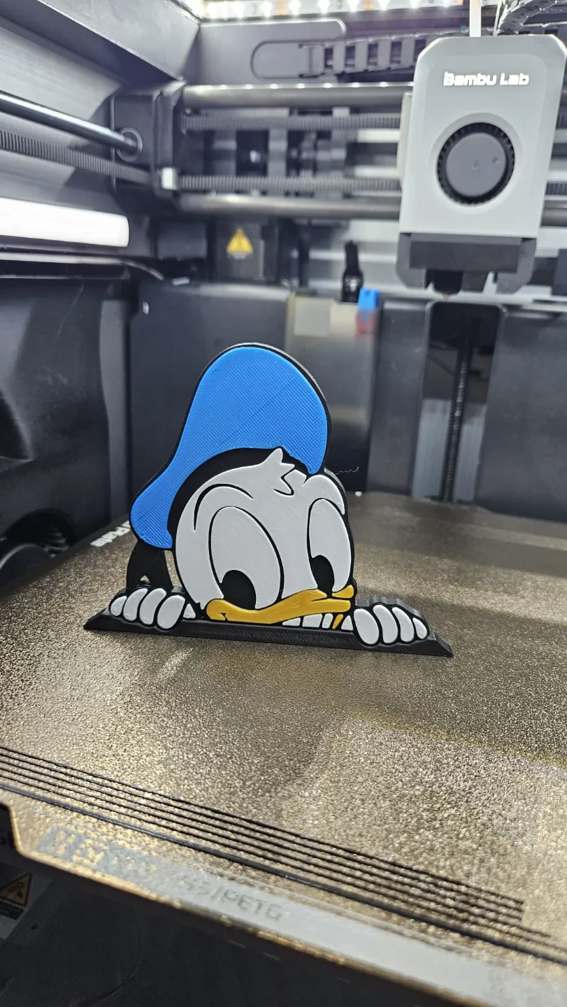 Disney Babies Donald Duck Table Stand by 5kyrunn3r - MakerWorld