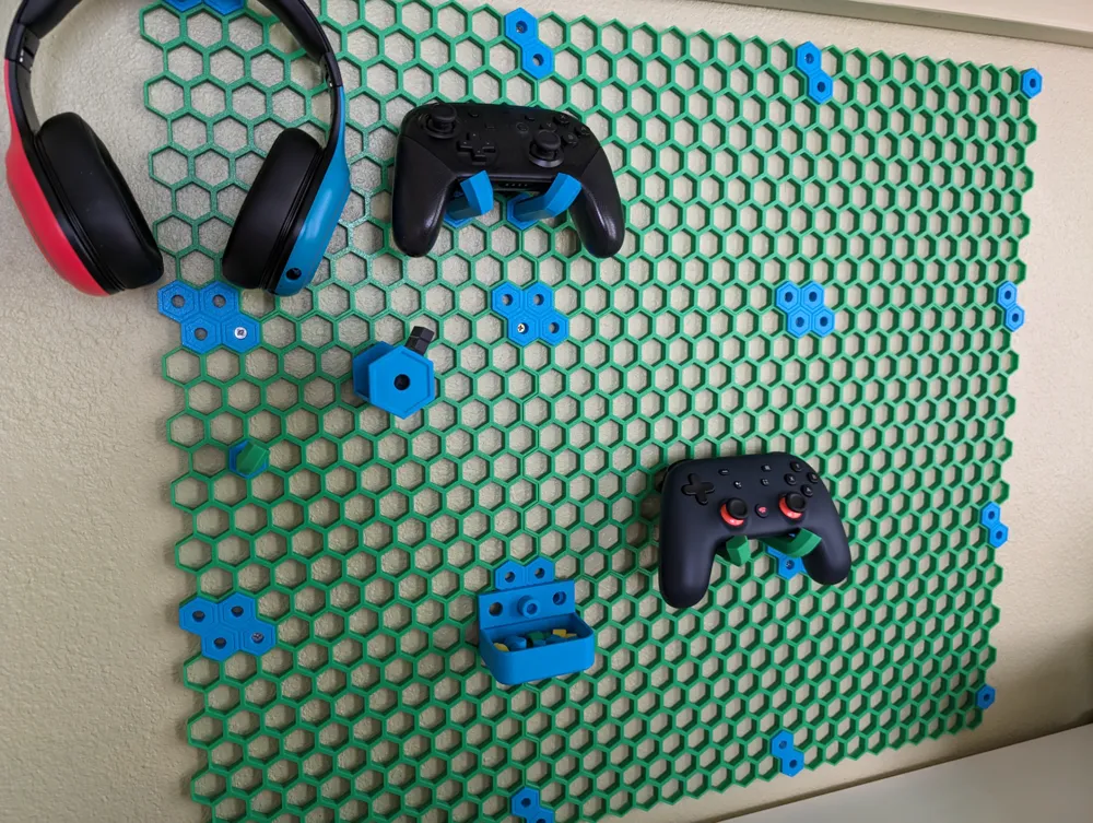 Honeycomb Storage Wall Threaded inserts (HSW+ThreadBoard) Remixed by ...