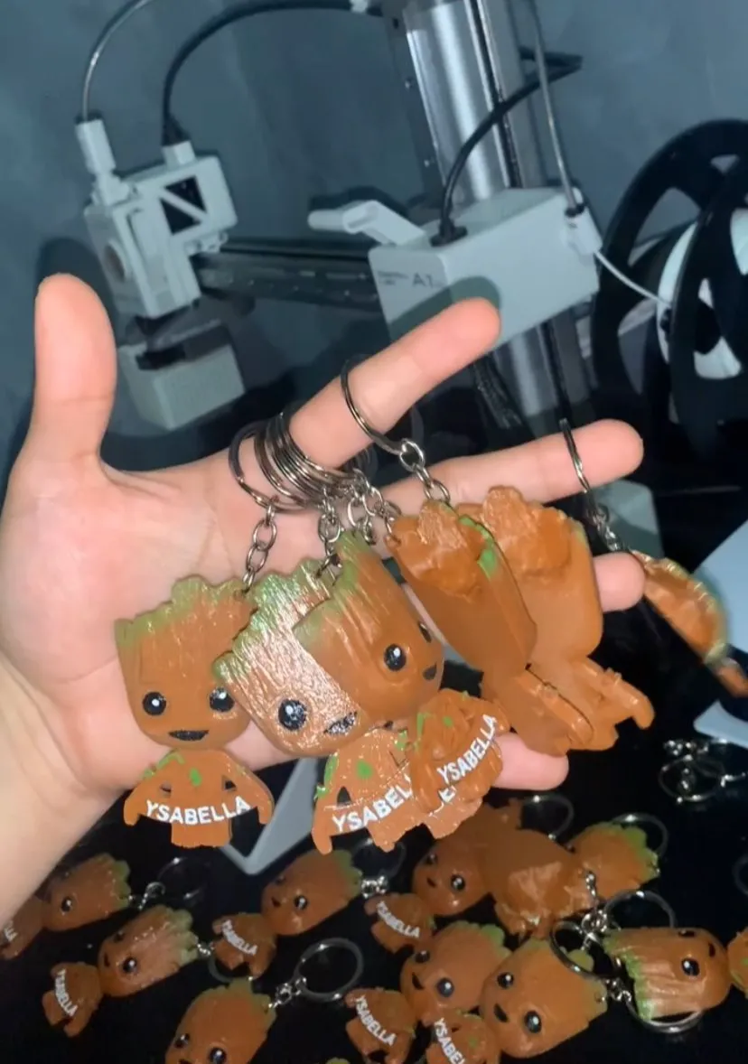 CUSTOM BABY GROOT KEYCHAIN by CREATIVE_DESINGS - MakerWorld