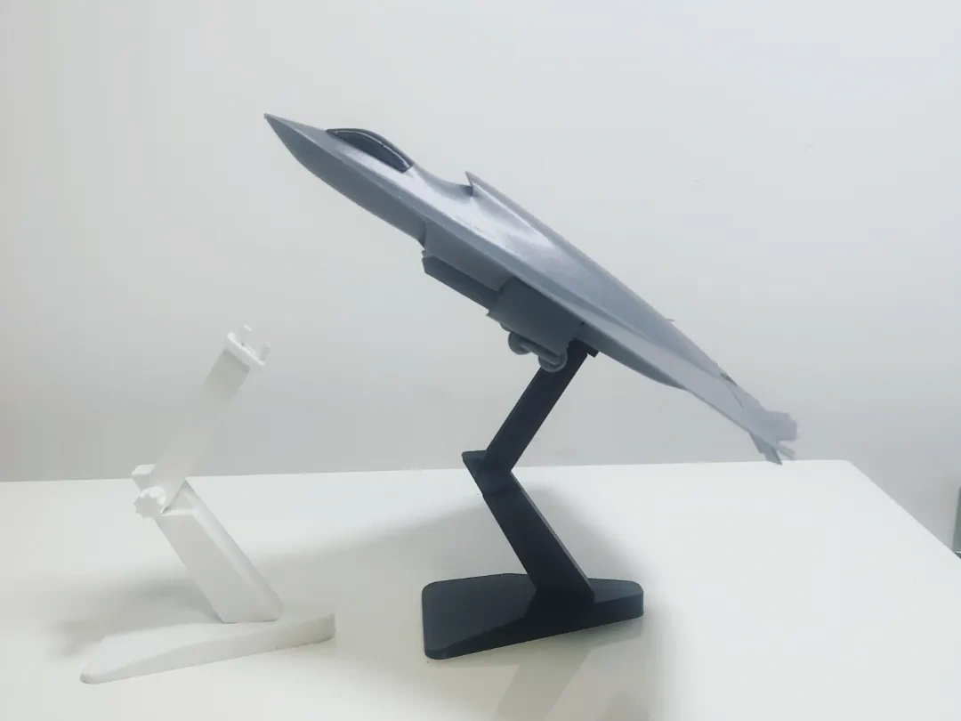 Adjustable Height Display Stand for Sixth Generation Chinese Fighter ...
