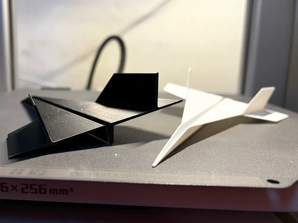 Tornado Paper Plane by Bofonchio - MakerWorld