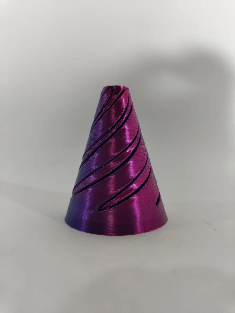 Fidget Infinity Cone by Editzmadman - MakerWorld