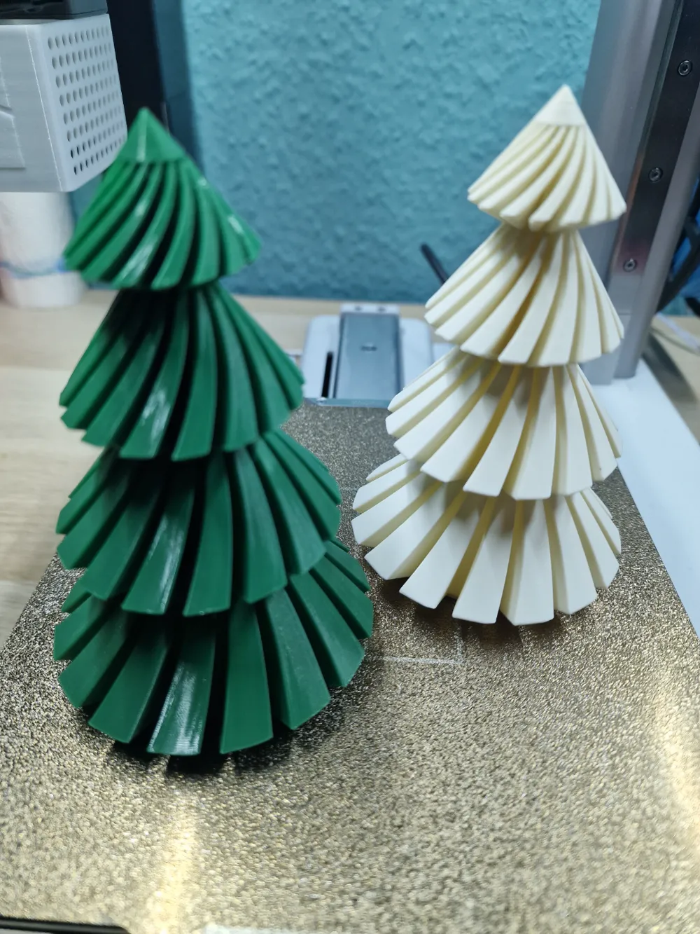 Modern Decorative Christmas Tree by DGs 3D-PRINT - MakerWorld