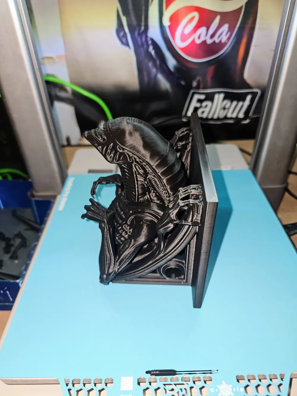 Xenomorph Prison Corbel Shelf – Giger Decor - Free 3D Print Model ...