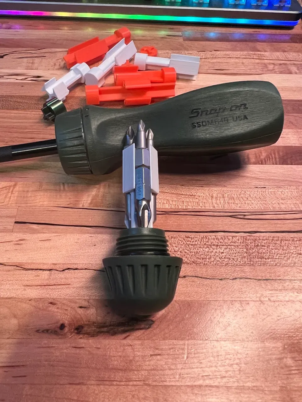 Snap-on Ratcheting Screw DriverSSDMR4B bit holder Remixed by smul ...