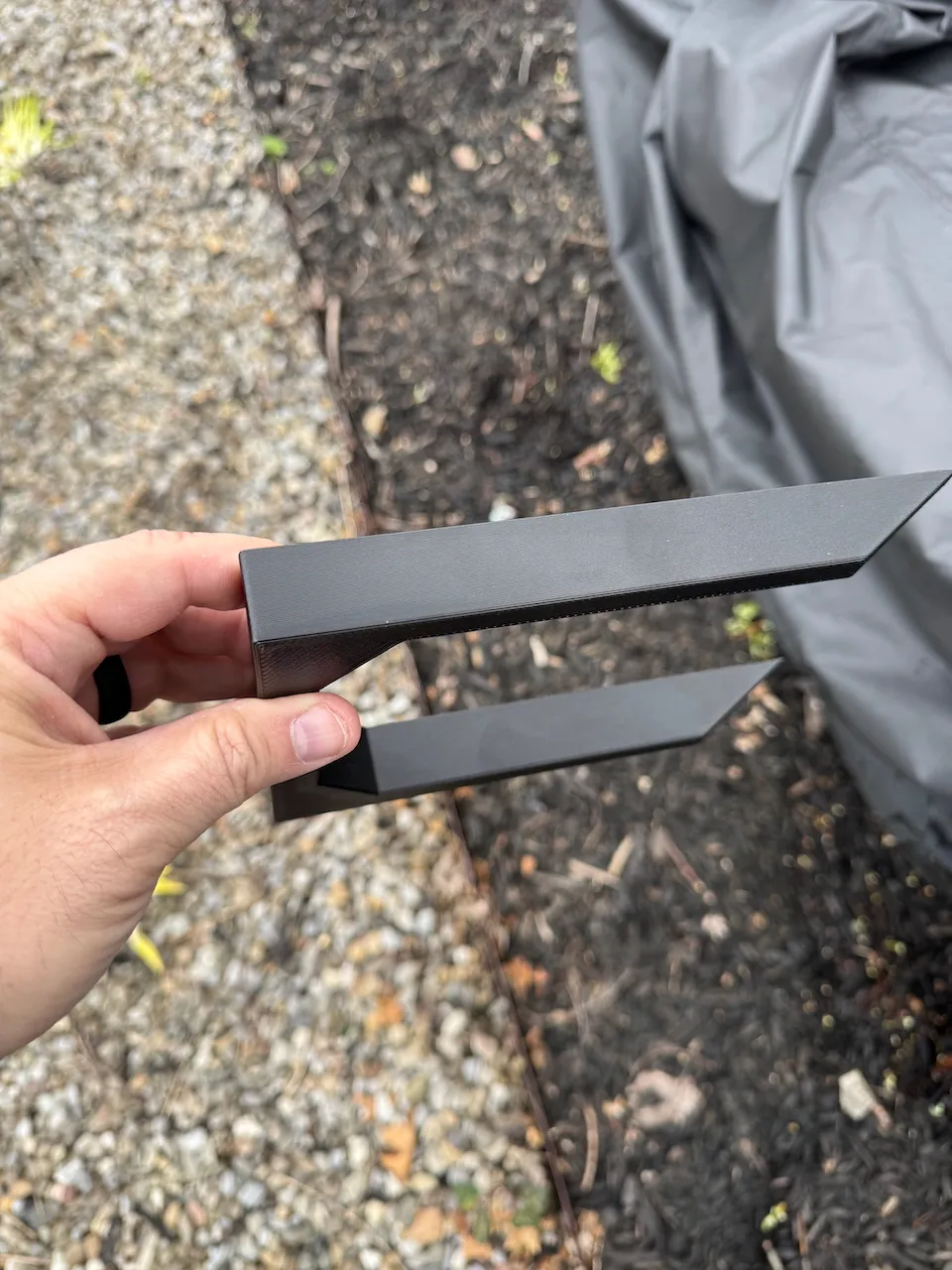 Outdoor Table Anchor Spike by Jason and a bunch of wires - MakerWorld
