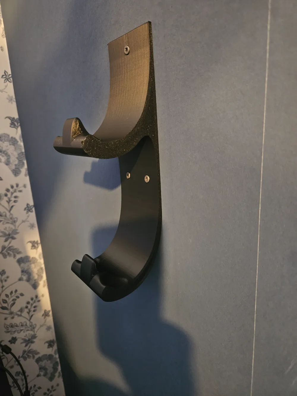 Dual PS4 Controller Wall Mount by oxeln MakerWorld: Download Free 3D Models
