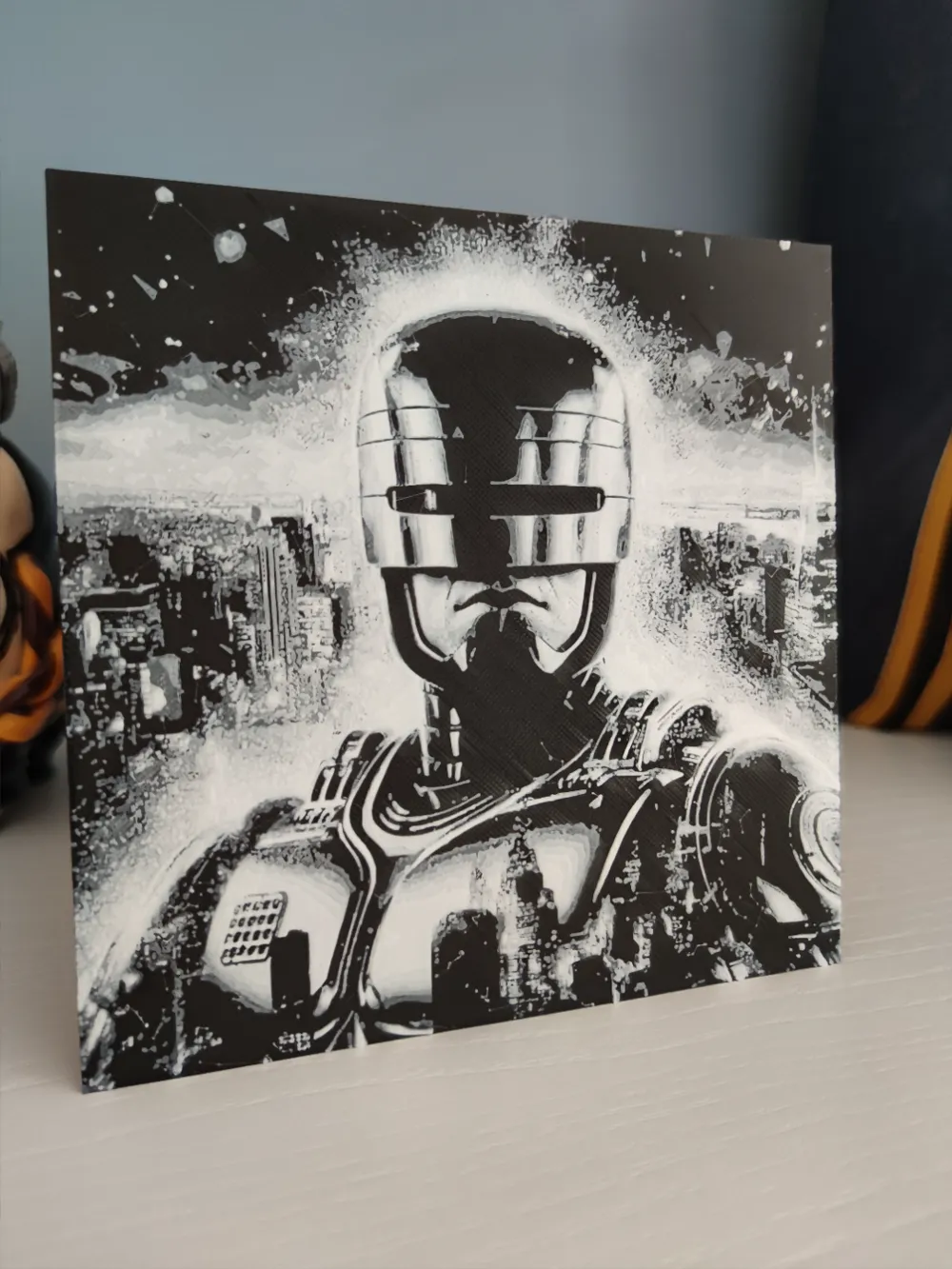 Robocop Face Hueforge by Litolunar - MakerWorld