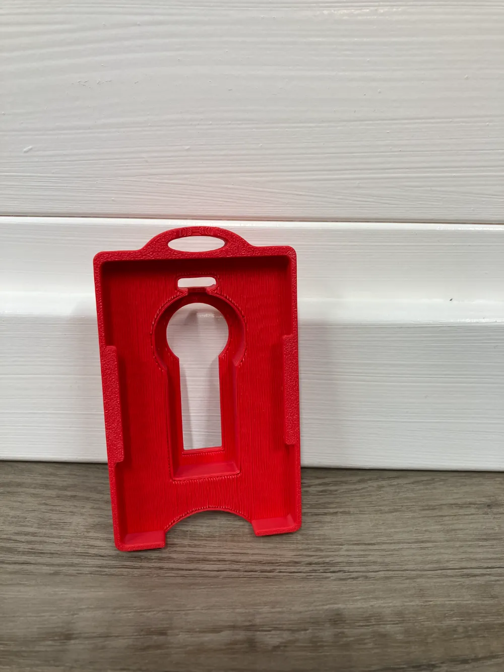 Badge Holder with RSA token by Weekend R&D Factory - MakerWorld