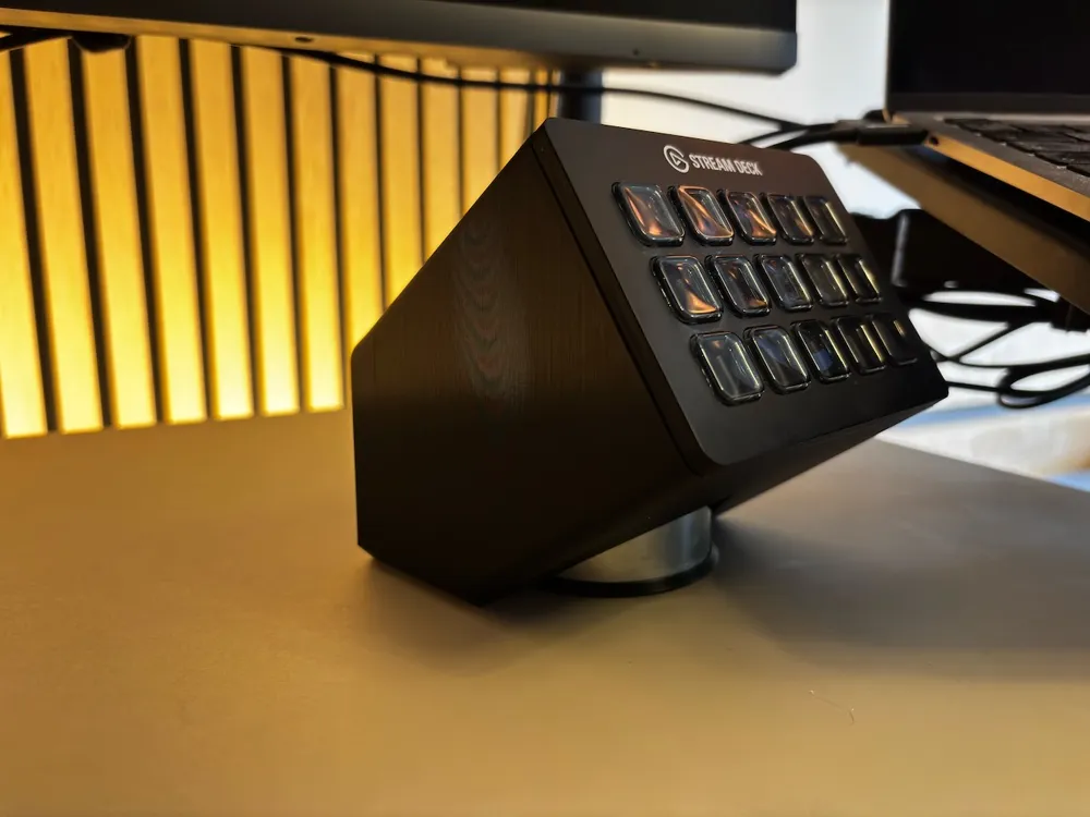 Weighted Stream Deck Stand by ellinger MakerWorld: Download Free 3D Models