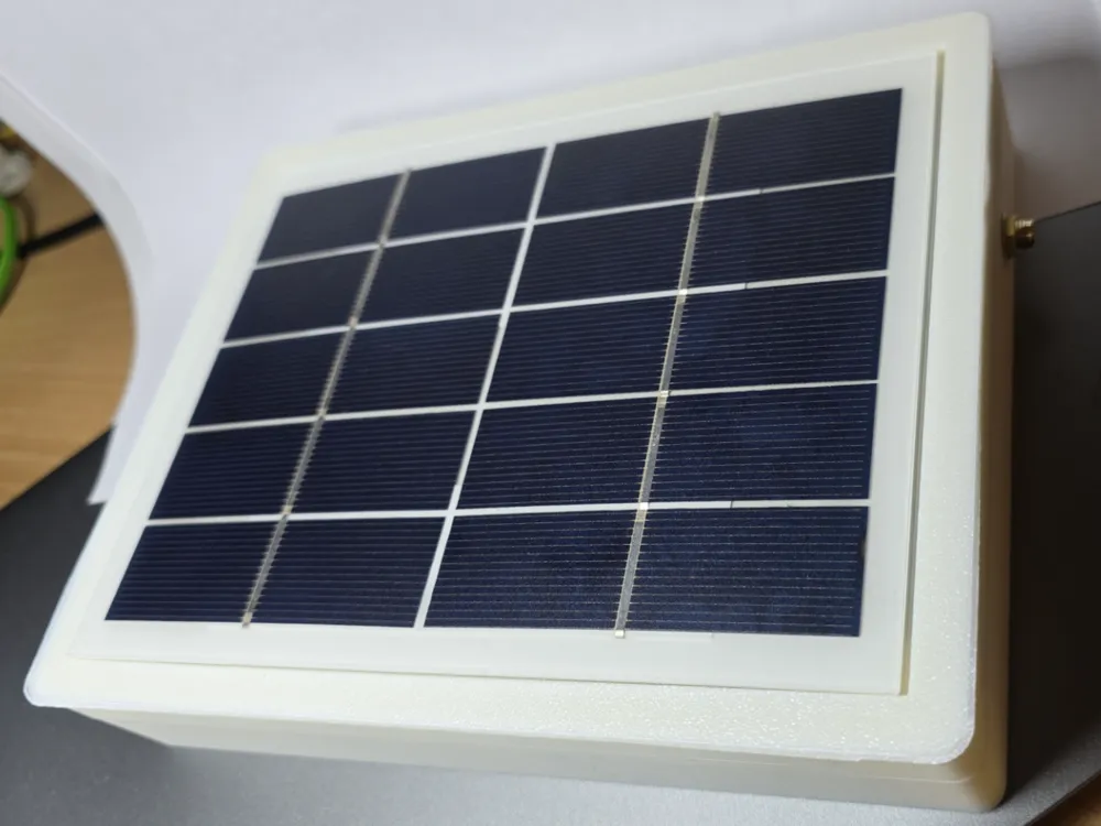 Solar outdoor box V1 (Meshtastic, LoraWAN) by user_3711575419 - MakerWorld