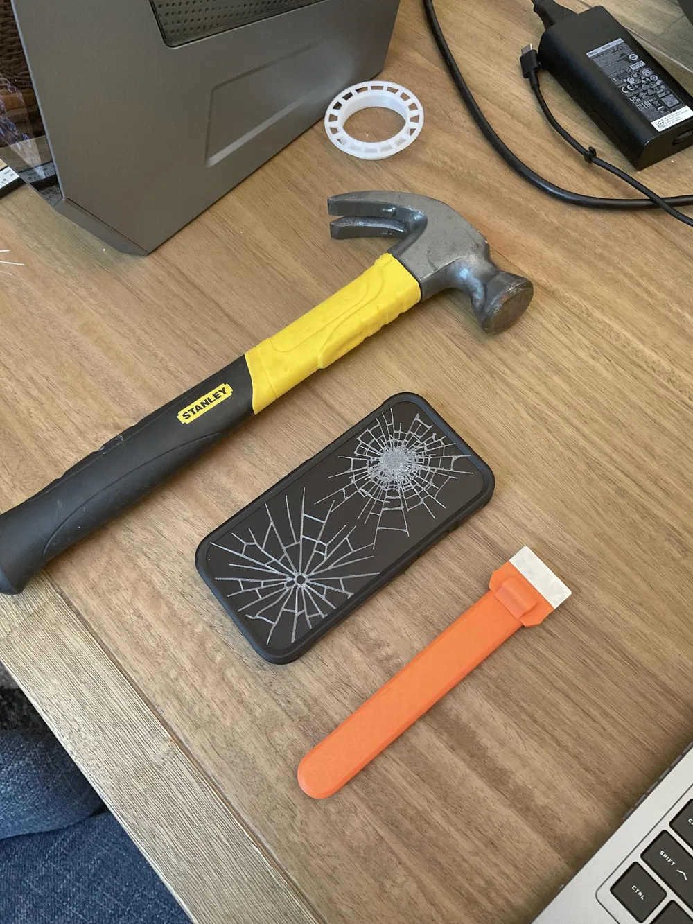 Broma de pantalla de teléfono rota - Modelo de impresión 3D gratuito ...