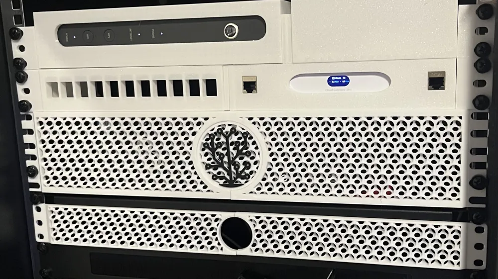 2U Rack Faceplate Mac Pro Look 19" - Free 3D Print Model - MakerWorld