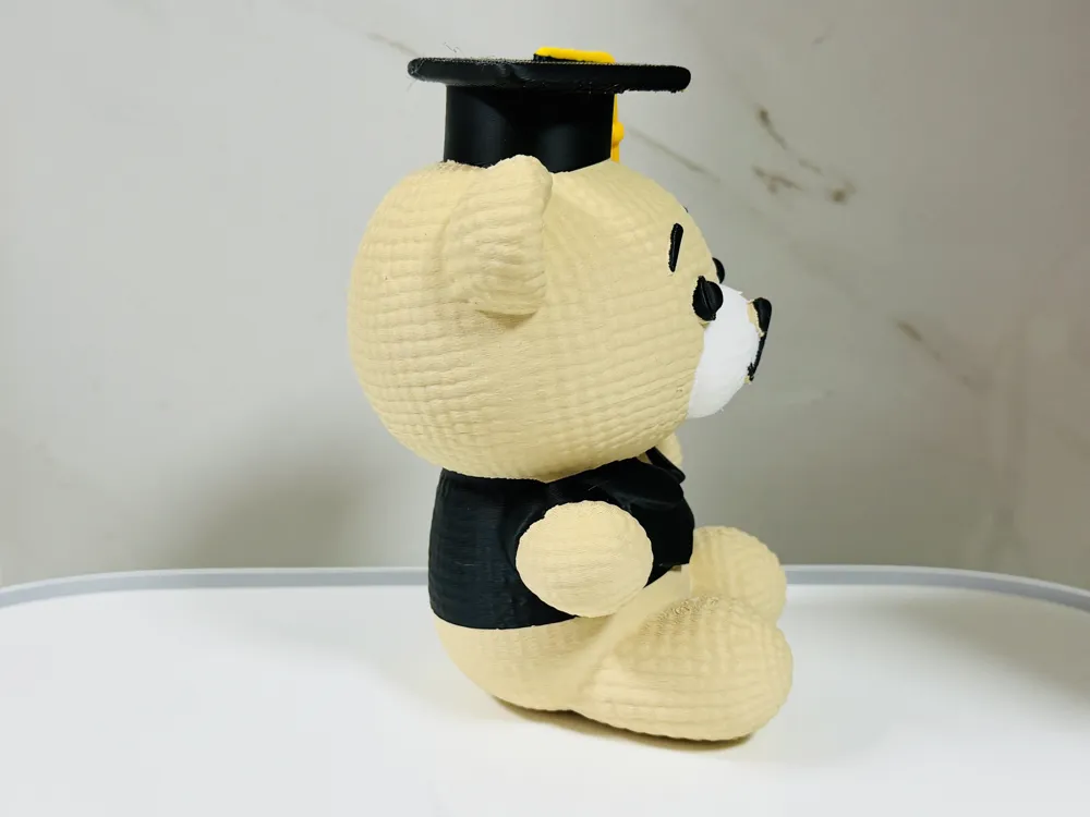 Graduation Bear Keepsake Figurine - Free 3D Print Model - MakerWorld