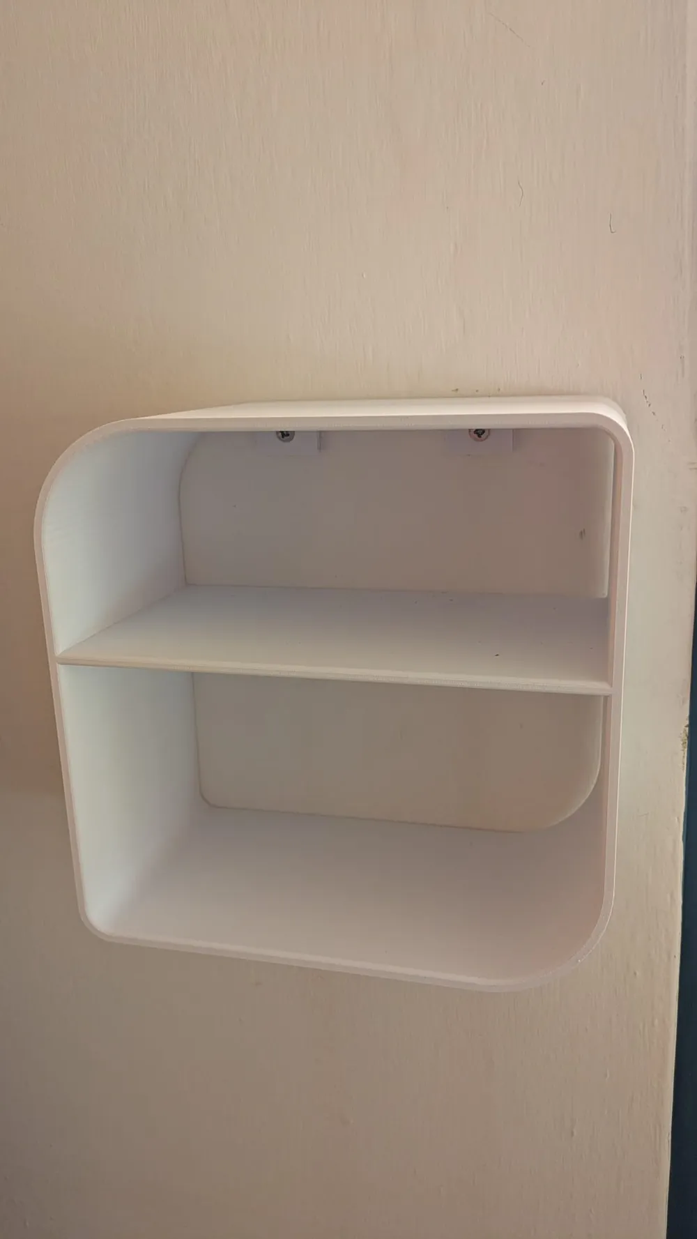 Modern shelf - Free 3D Print Model - MakerWorld